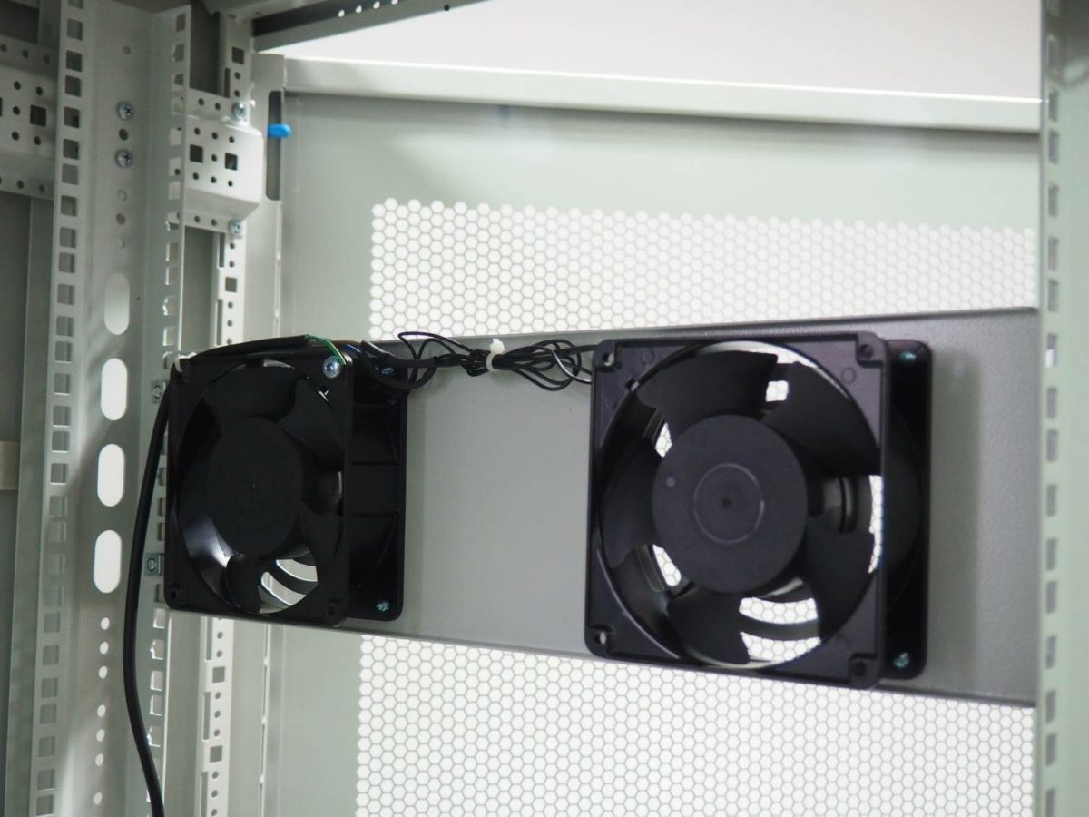 3U 2 Universal Fan Unit – Advanced Networking Products Co., Ltd.