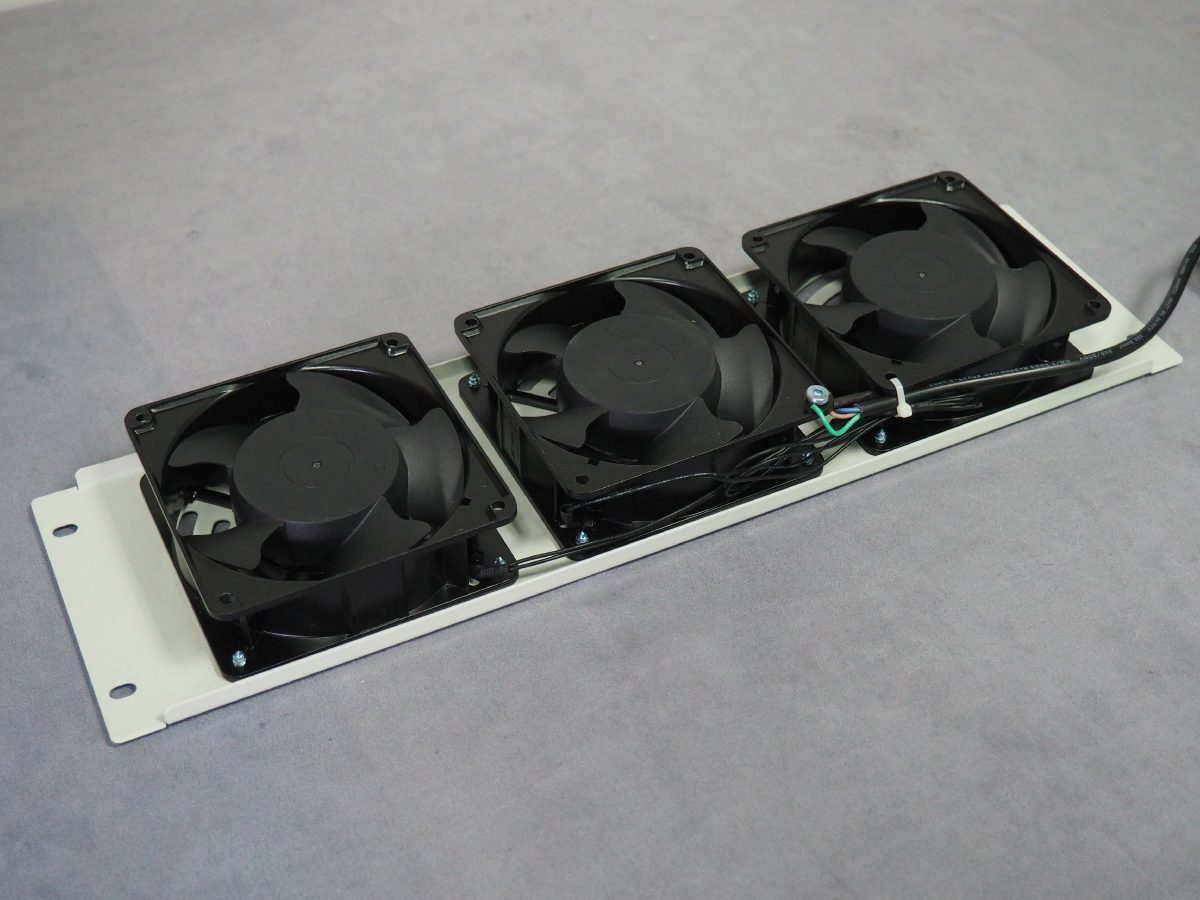 3U 3 Universal Fan Unit – Advanced Networking Products Co., Ltd.