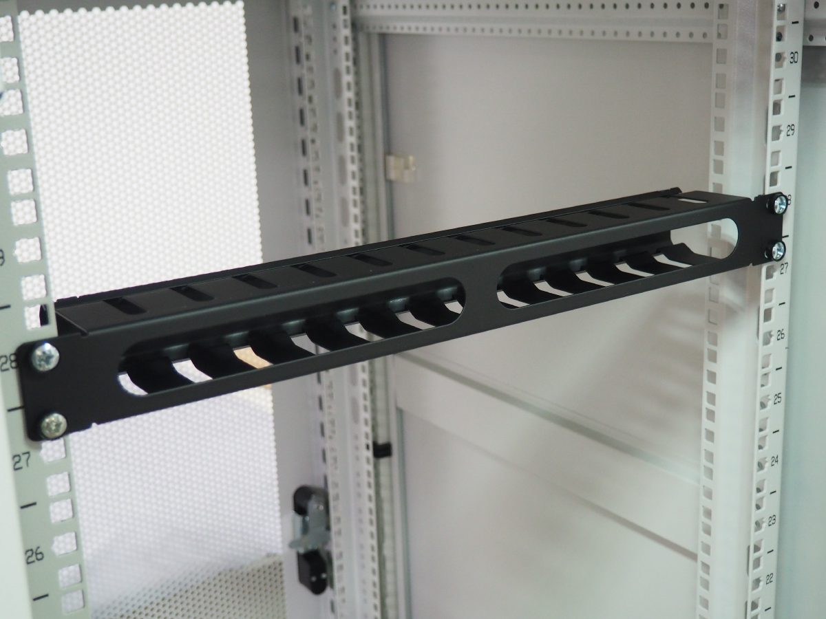 1U Metal Cable Management with Cap – Advanced Networking Products Co., Ltd.