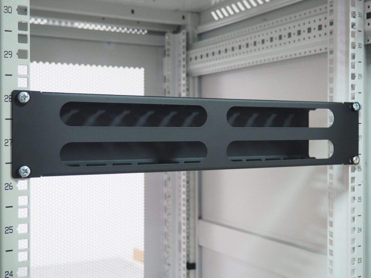 2U Metal Cable Management with Cap – Advanced Networking Products Co., Ltd.