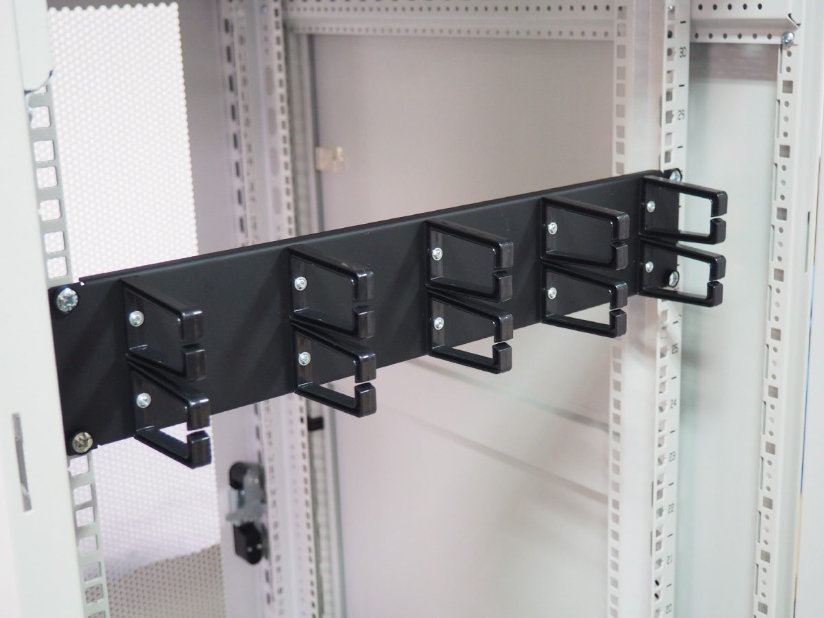 2U Metal Cable Management with Rings – Advanced Networking Products Co ...